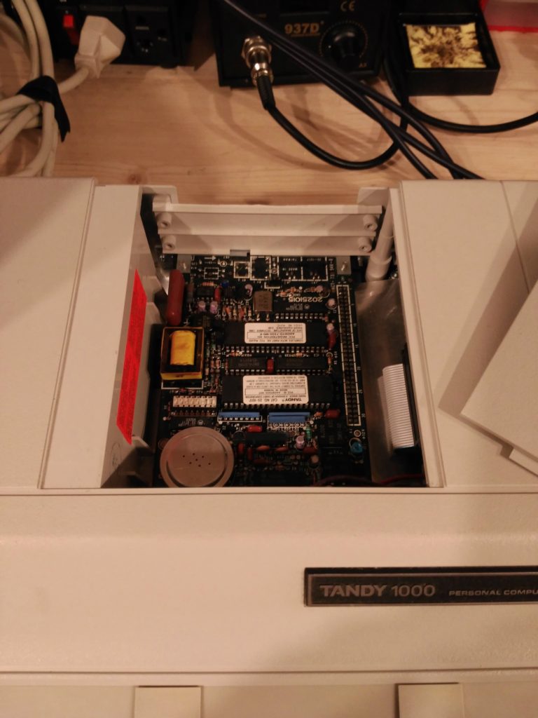 Tandy 1000 EX – TheGarage.space